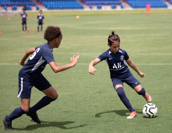 What Is A Box To Box Midfielder? Qualities, Drills, and More
