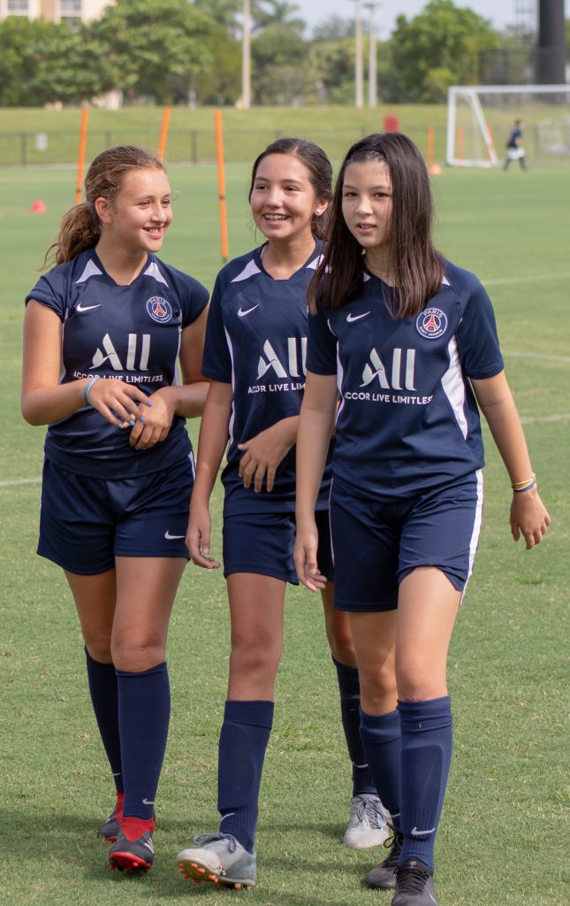 Girls Soccer Camps - Ertheo - Education & Sports